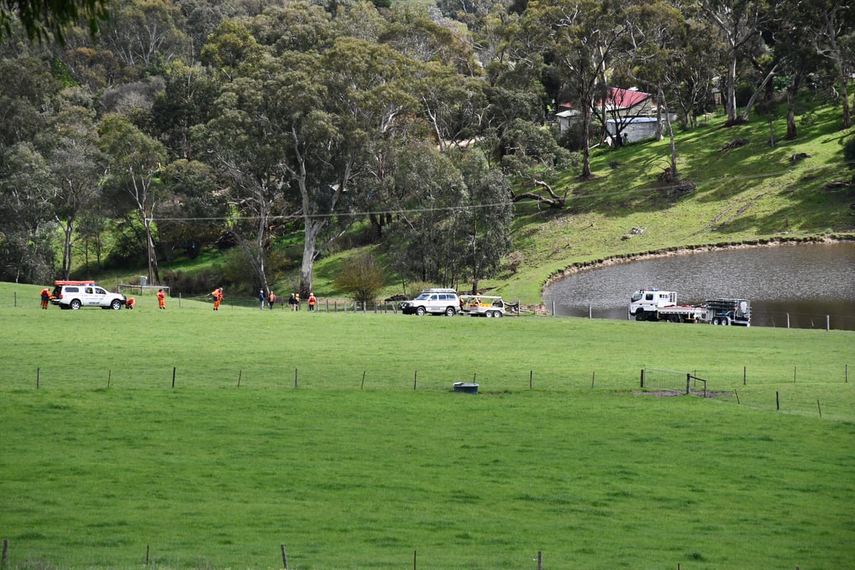 Echunga escapes flooding as dam wall threatens to fail